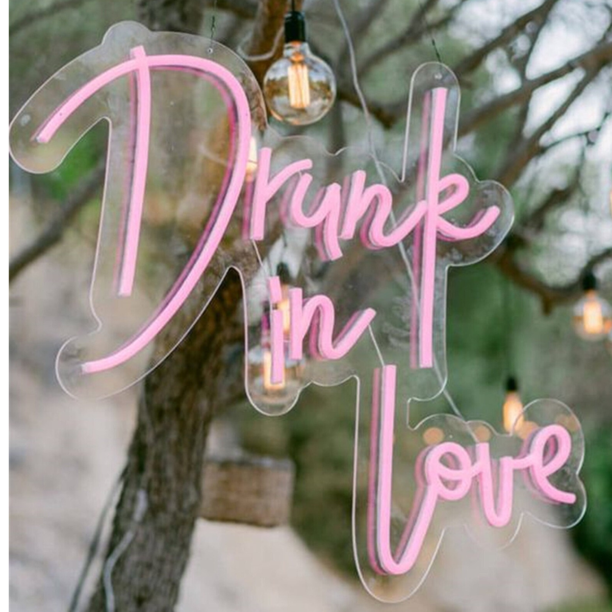 Neon letters Drunk in Love - Velvet Green | Verhuur & Styling